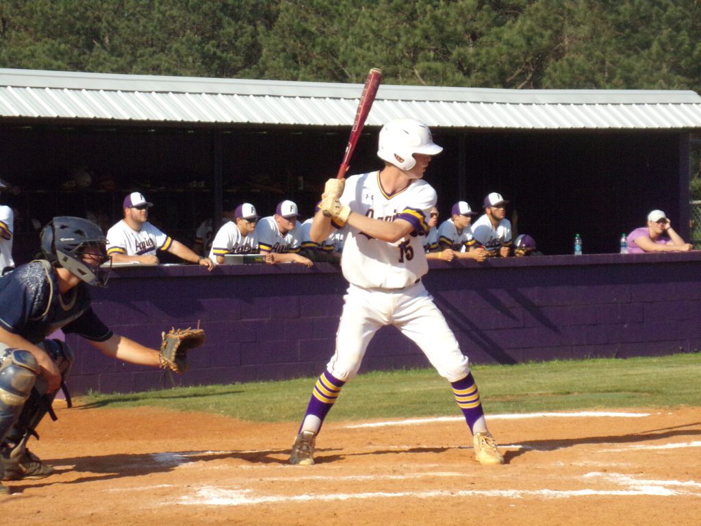 Fairview bounces back to defeat Lee-Huntsville 9-2, forcing a game 3 ...