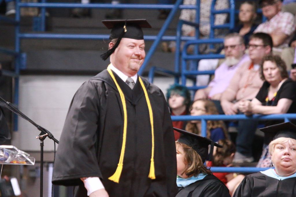 Mark and Abigail Long, a father-daughter pair, graduate Wallace State ...