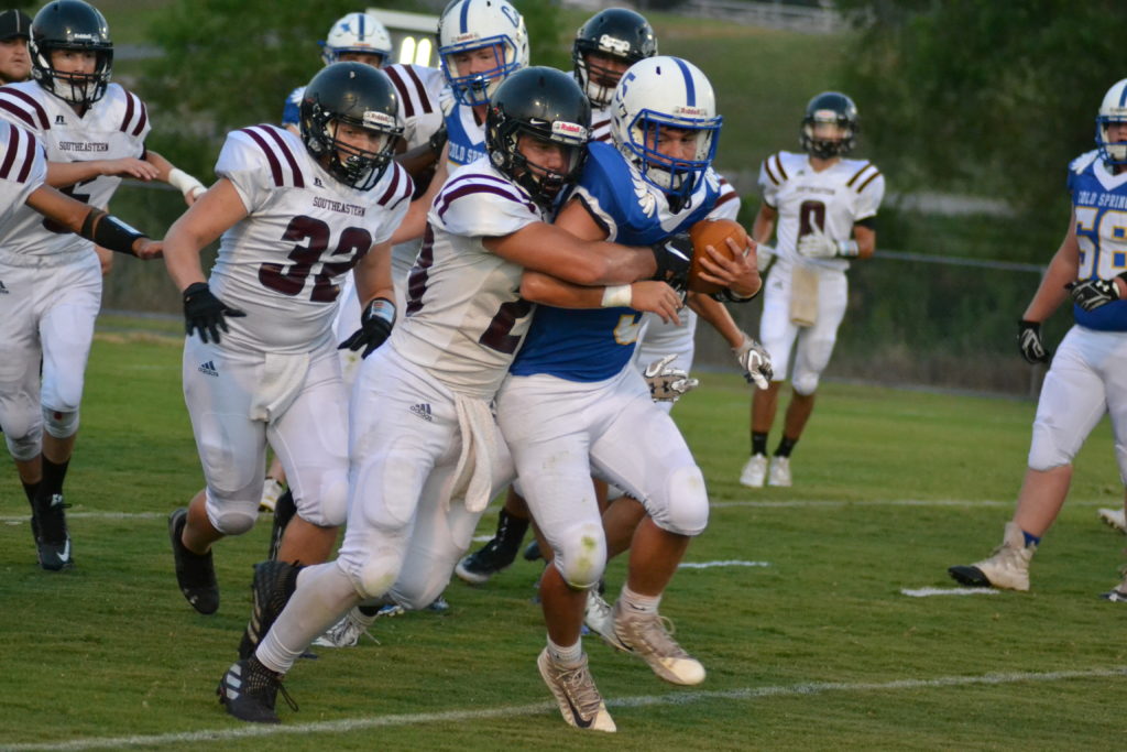 PREP FOOTBALL: Cold Springs edges Southeastern 34-33 in region opener ...