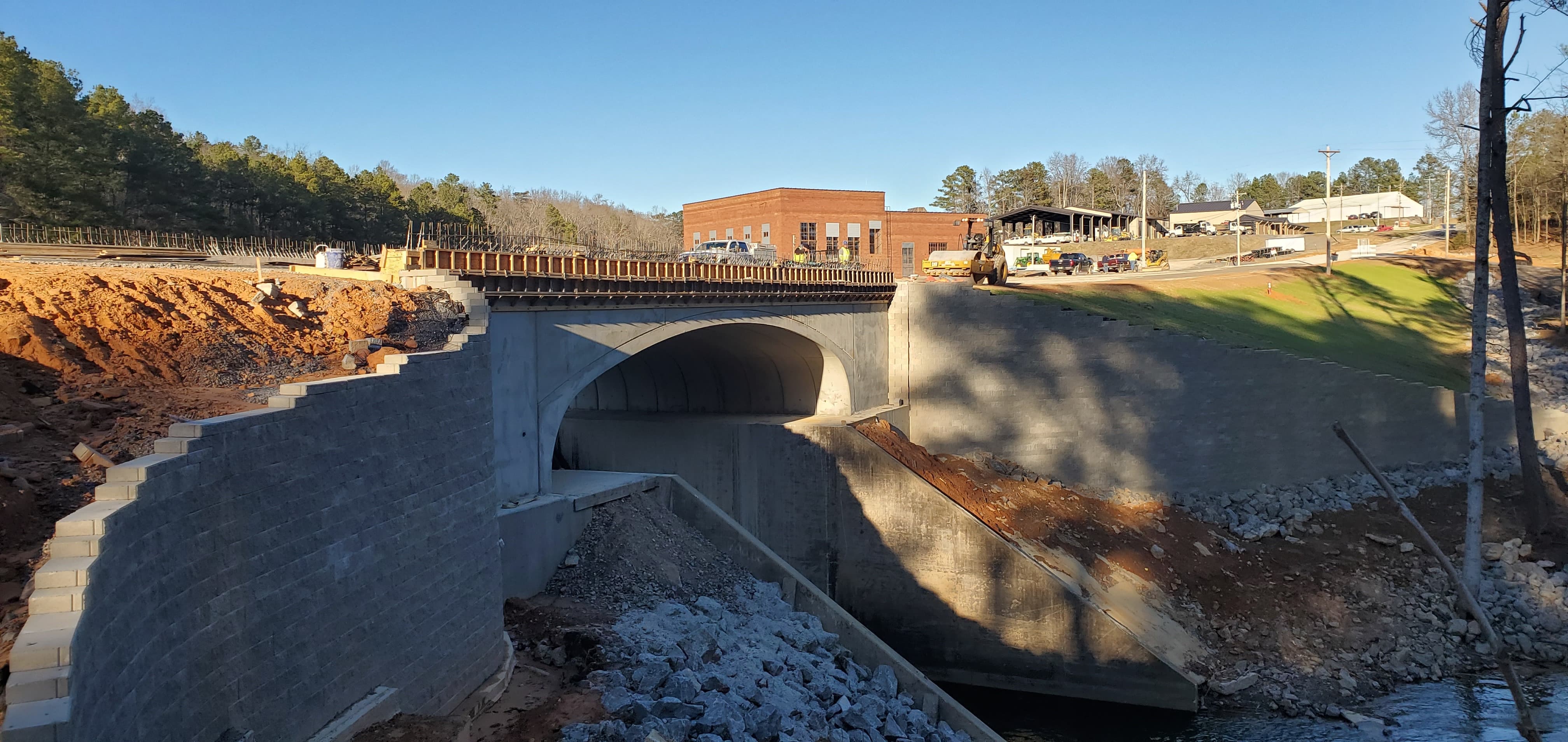 Eva Road Bridge: ‘We hope to have it open by the end of January’ - The ...