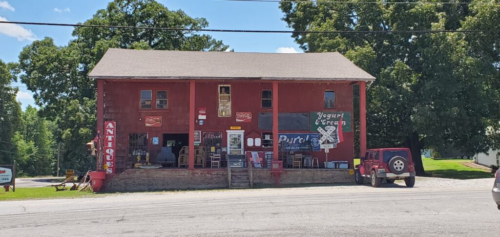 ‘We’re planning to keep on growing’: Easy Pickens Antique Market - The ...