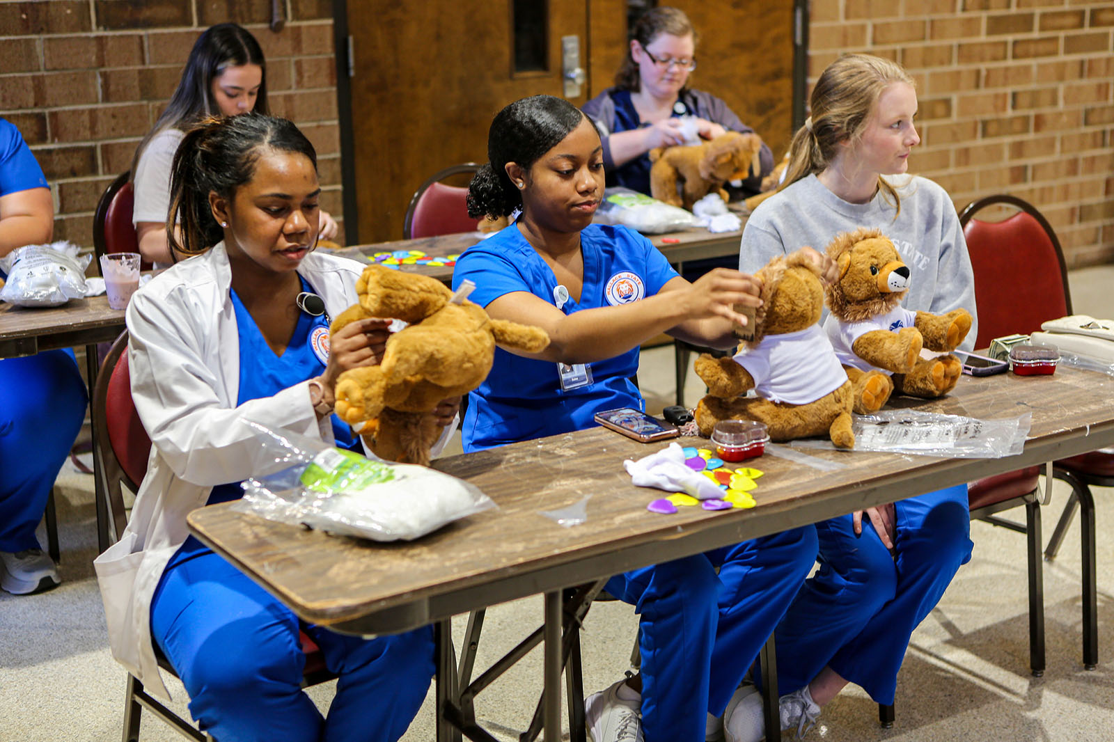 Wallace State students ‘Build A Wally’ for Valentine’s Day - The ...