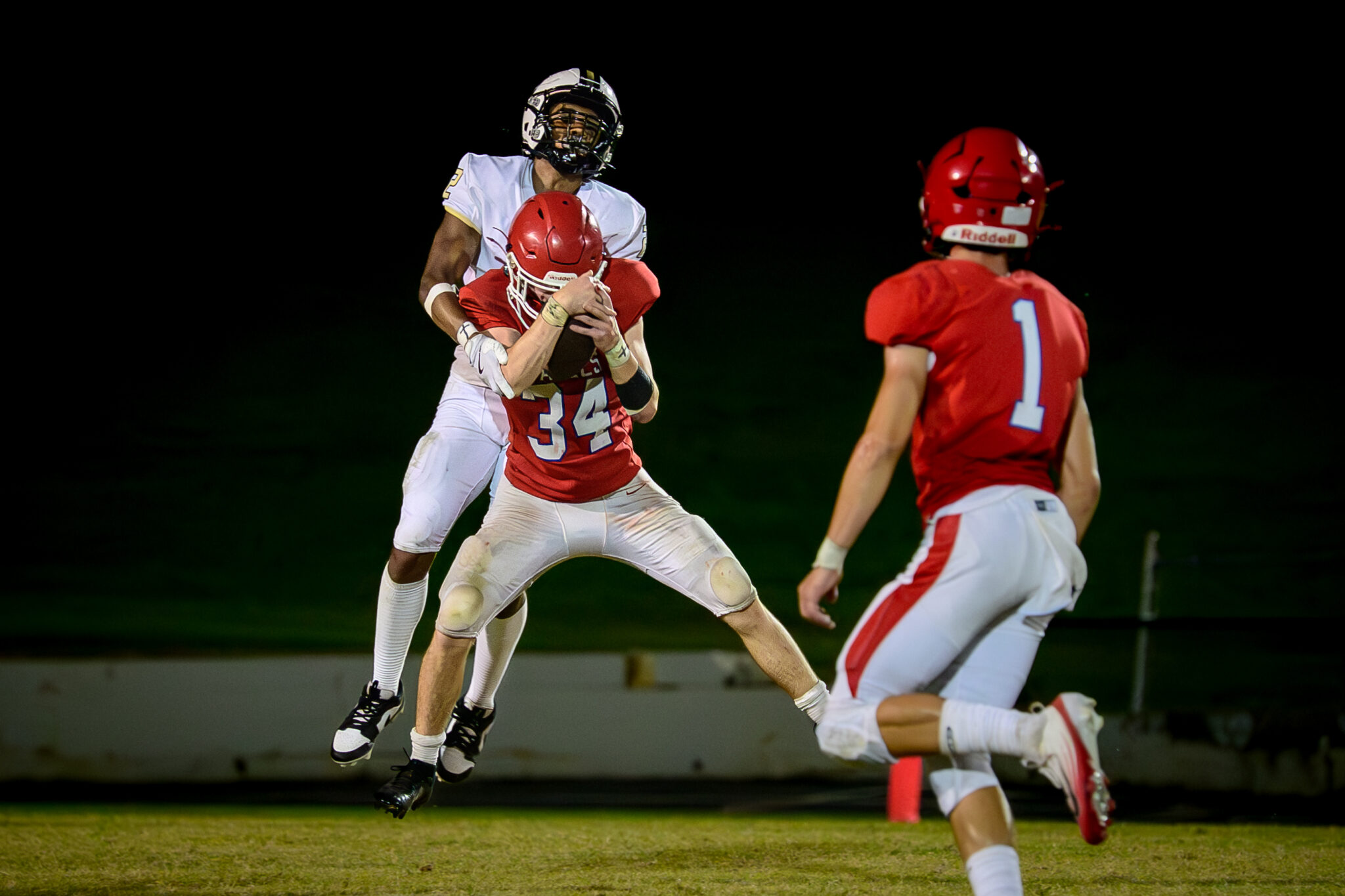 PREP FOOTBALL: Slain’s big game leads Vinemont to 22-16 region win over Phil Campbell - The ...