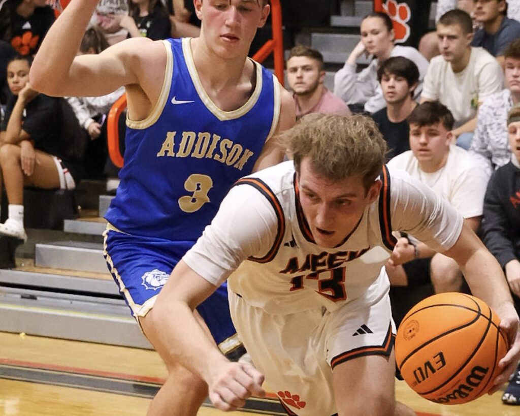 PREP BASKETBALL: Meek grinds out a 56-53 overtime win over rival ...