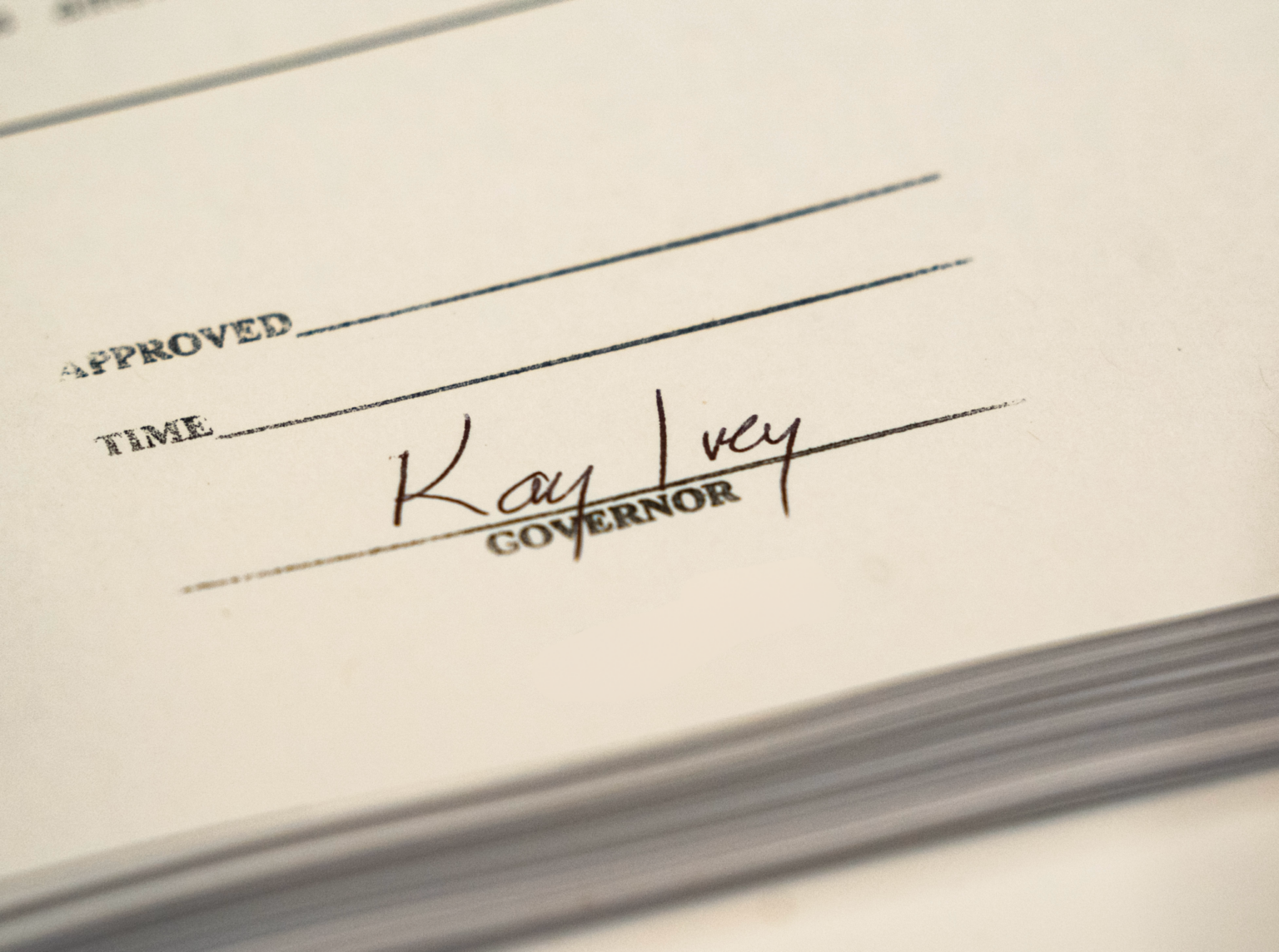 Ivey signs special election bills as Alabama seeks court action on ...
